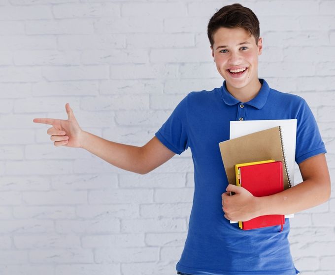 教你用英文做簡單的自我介紹 |HiTutor線上外語家教 語言學習平台｜線上英文課程推薦Hi家教